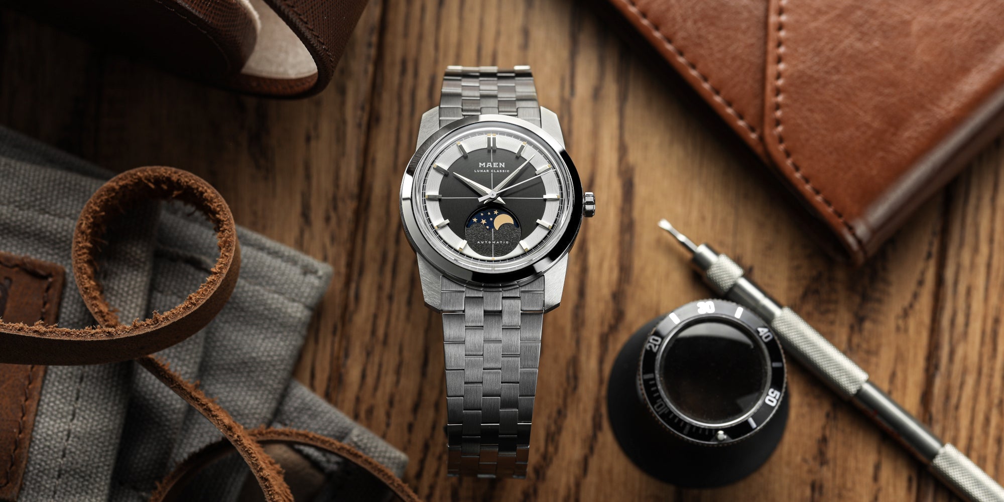 Hands-On With the MAEN Lunar Classic 36 | WatchGecko