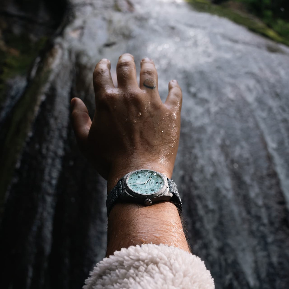 2025 FORMEX Field 40 mm "Ice Blue" on blue nylon / velcro strap ...