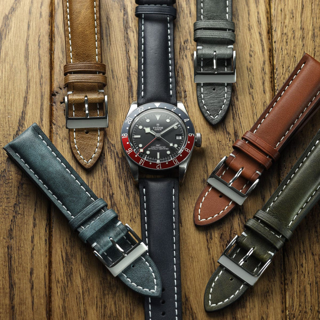 Ostend Thick Padded Leather Watch Strap - Patina Green | WatchGecko