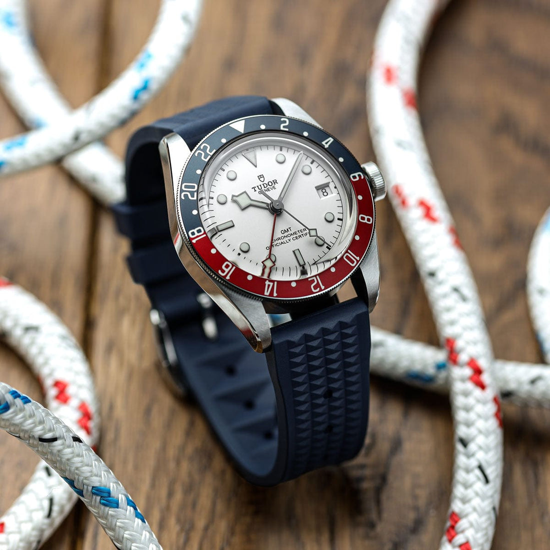 Seacroft Waffle Rubber Dive Watch Strap - Blue | WatchGecko